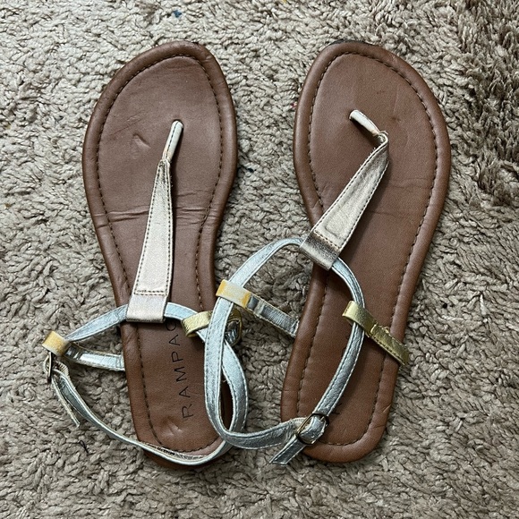 Rampage | Shoes | Rampage Well Worn Sandals Size 8 | Poshmark